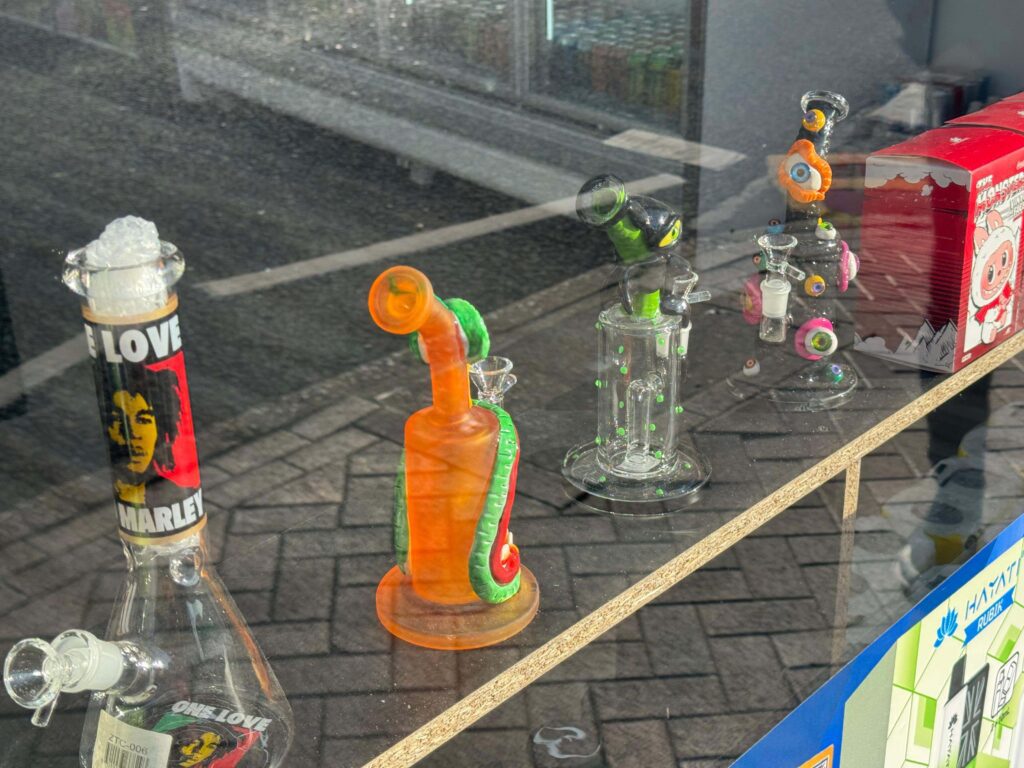 Shopkeeper apology for ‘garish’ signage | Congleton Chronicle Series